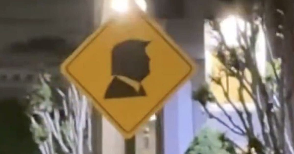 Trump Traffic Signs Are Mysteriously Popping Up Around New York City ...