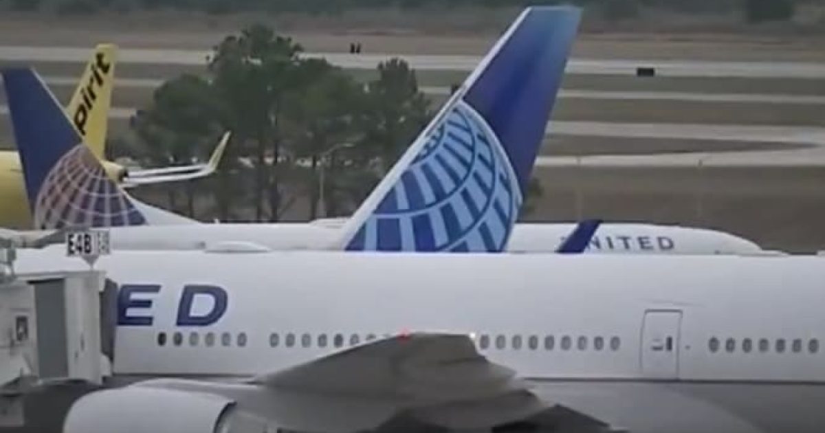 Collision Between Two Planes At U.S. Airport Narrowly Avoided, Sparks ...