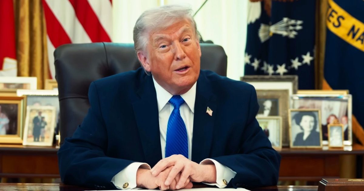 President Trump Shuts Down Critics With Photos Of Reflecting Pool Being ...