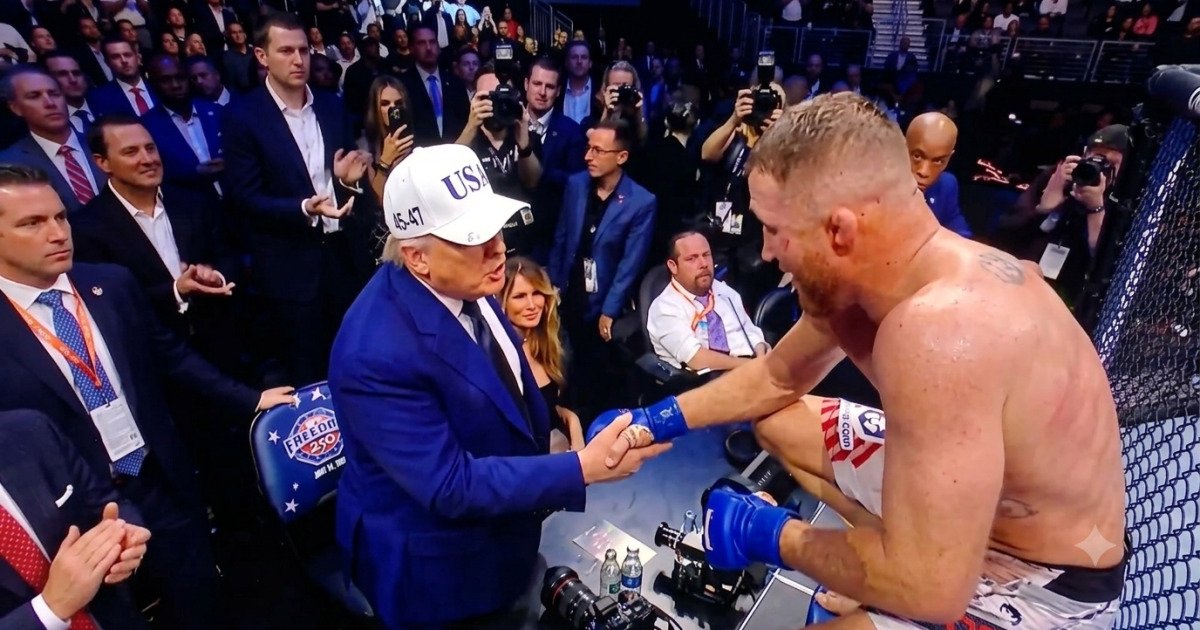 American Justin Gaethje Defeats Ilia Topuria To Win UFC Championship ...