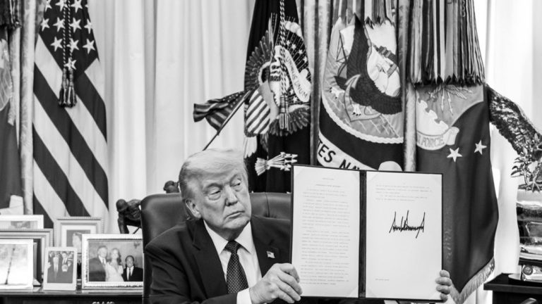 President Trump Signs New Order Targeting A Hidden Weak Spot In Border ...